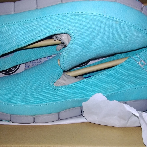 CROCS | Shoes | Womens Crocs Stretch Sole Skimmer Loafer | Poshmark
